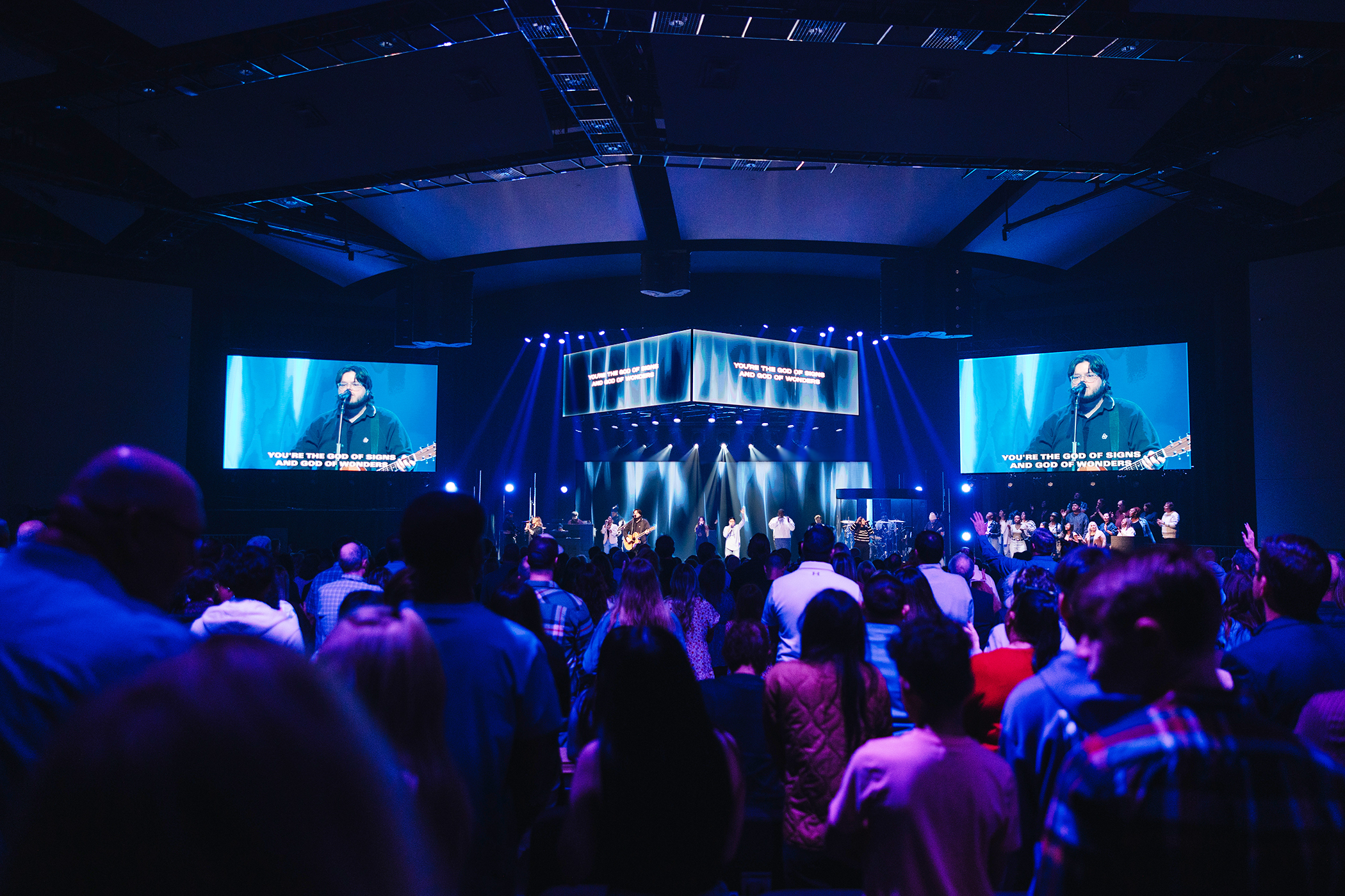 Lighting 101 – Where to Put the Fixtures • Technologies for Worship ...