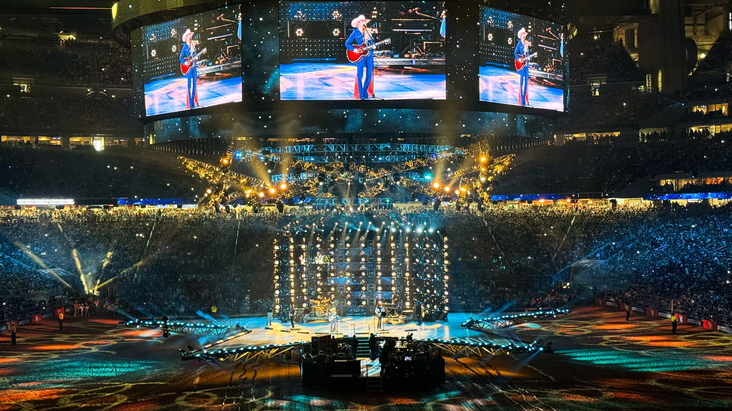 Luminex Network Supports Rodeo Houston • Technologies for Worship Magazine